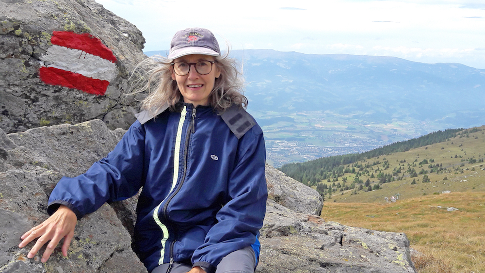 Beate Muggi rot weiß rot: Unterkärntner Nachrichten